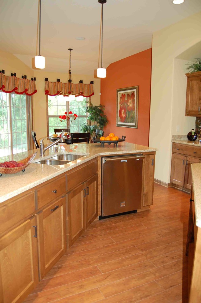 The Alexis - Kitchen - Milwaukee - by Demlang Builders | Houzz