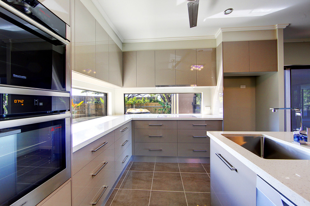 The Bauer Townsville - Contemporary - Kitchen - Cairns - by MV Designer ...