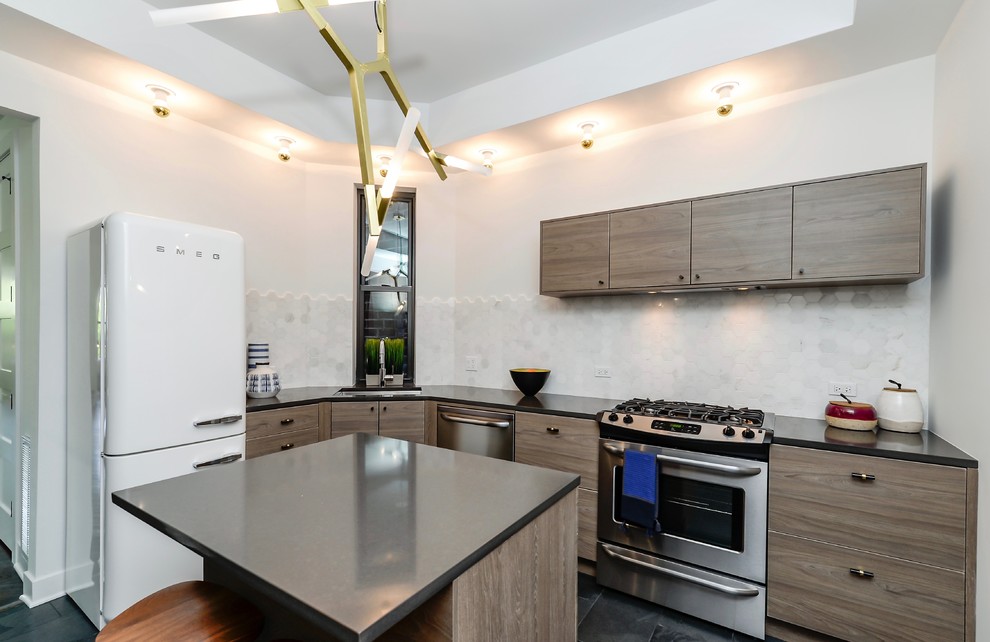 THE BEAST ON BELL - Modern - Kitchen - Chicago - by Studio Sven | Houzz