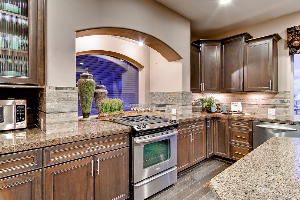 The Boulderado - Traditional - Kitchen - Denver - by Oakwood Homes | Houzz
