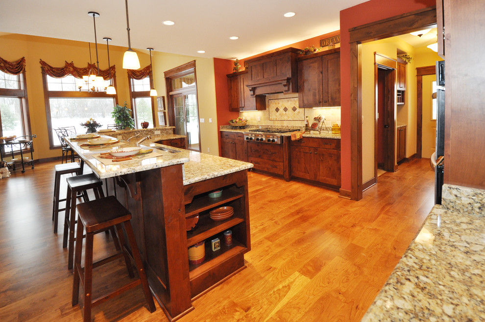 The Cambridge I-A - Traditional - Kitchen - Milwaukee - by Victory ...