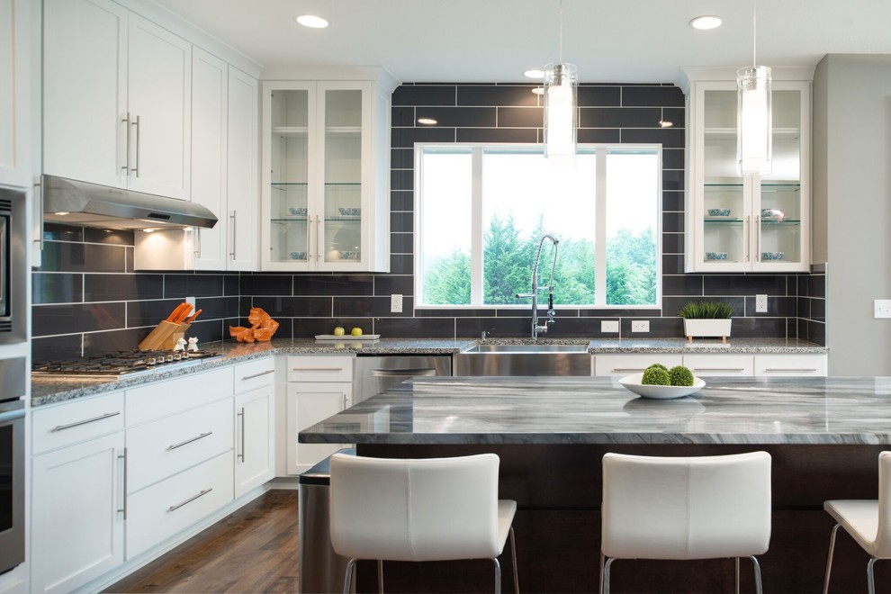 The Cambridge III - Contemporary - Kitchen - Kansas City - by Suma ...