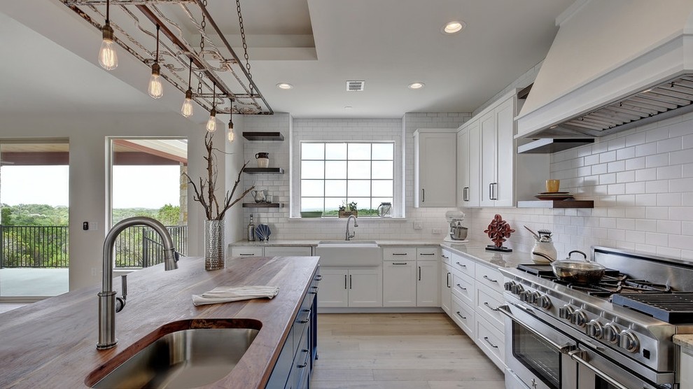 The Central Texas Farmhouse - Farmhouse - Kitchen - Austin - by Duffin ...