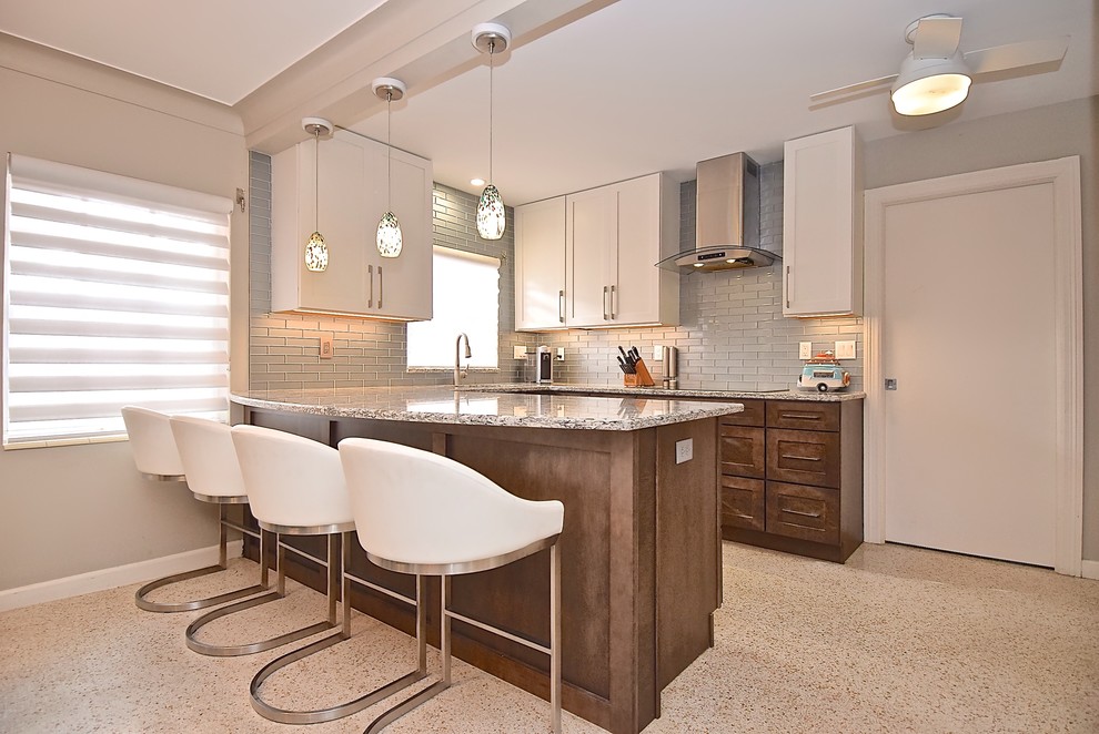 The Coastal Kitchen Remodel // St. Armands Key - Klassisch modern ...