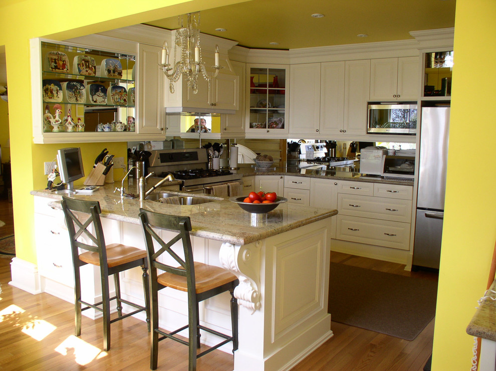 the Cone - Traditional - Kitchen - Toronto - by David Chestnutt | Houzz