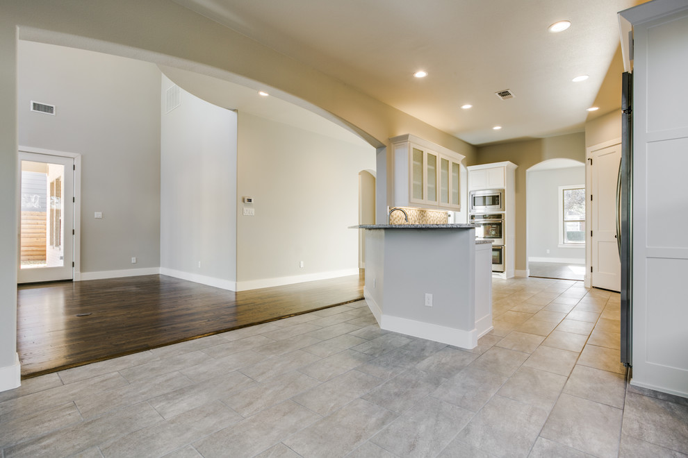 The Dallas House - Contemporary - Kitchen - Dallas - by Snyder Custom ...