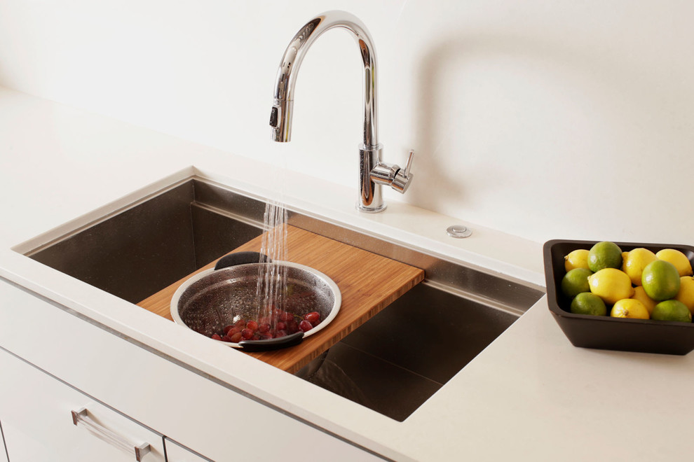 The Galley Sinks - Kitchen - Los Angeles - by Showcase Kitchens and ...