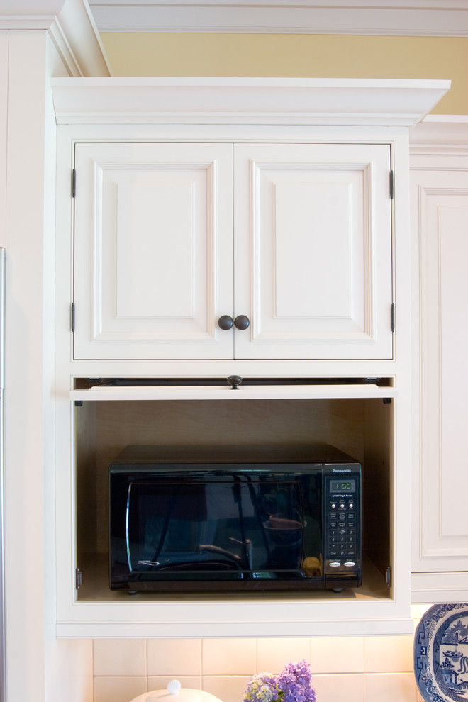 The Gathering Spot - Traditional - Kitchen - Charleston - by Kitchen ...