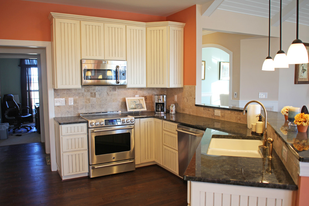 The Juliet - Traditional - Kitchen - Other - by Capstone Homes | Houzz