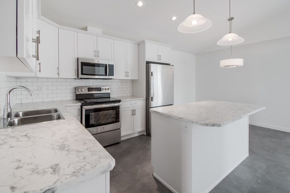 The Juno - Craftsman - Kitchen - Calgary - by Janus Homes | Houzz