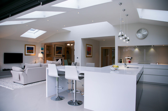 The Lewis' - Contemporary - Kitchen - London - by Vogue Kitchens | Houzz