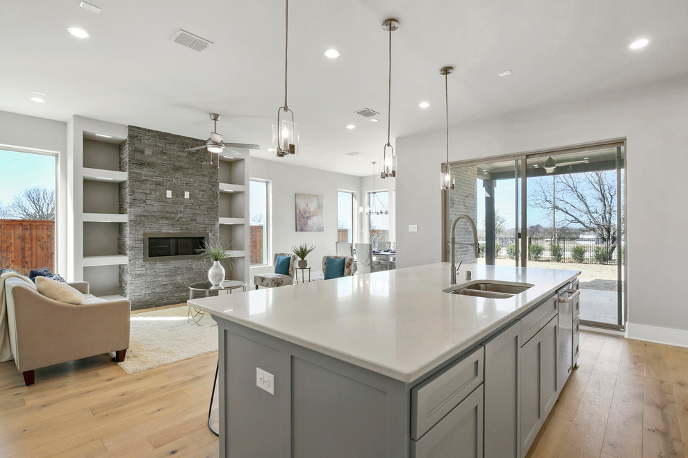 The Madison Plan - Modern - Kitchen - Dallas - by Lingenfelter Custom ...