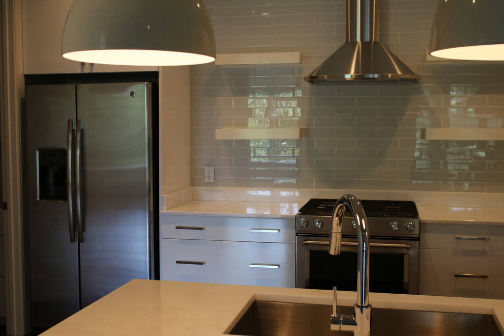 The Manning Condo - Transitional - Kitchen - Birmingham - by Brians ...