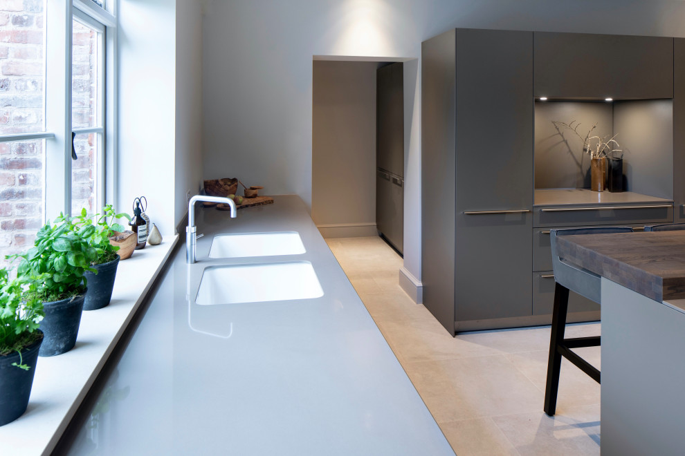 The Manor House Contemporry Bulthaup Kitchen & Pantry - Contemporain ...