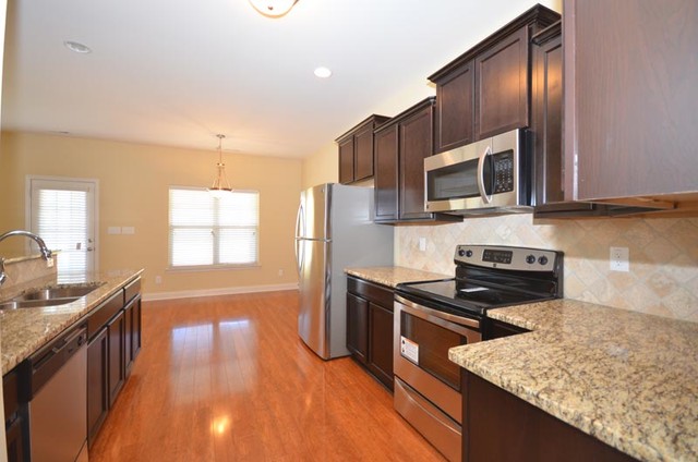 The Riddick - Contemporain - Cuisine - Raleigh - par McKee Homes | Houzz