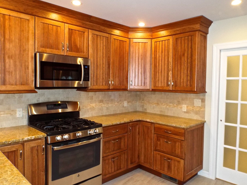 The Rohl Project - Farmhouse - Kitchen - New York - by Coastal Cabinet ...