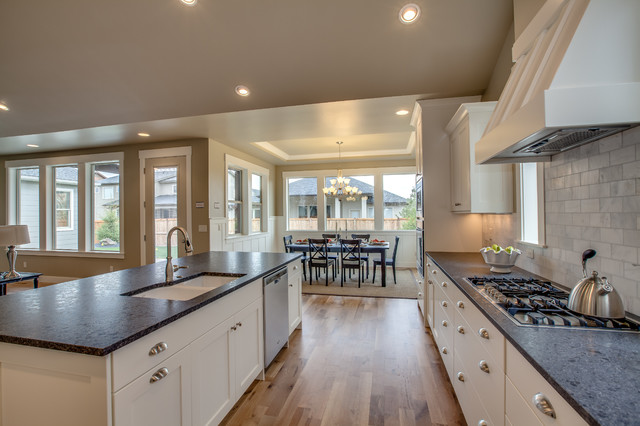 The Sapphire (Gable) - Traditional - Kitchen - Boise - by Alturas Homes ...