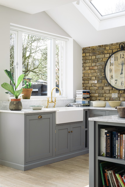 The SW12 Kitchen by deVOL - Classique Chic - Cuisine - Londres - par ...