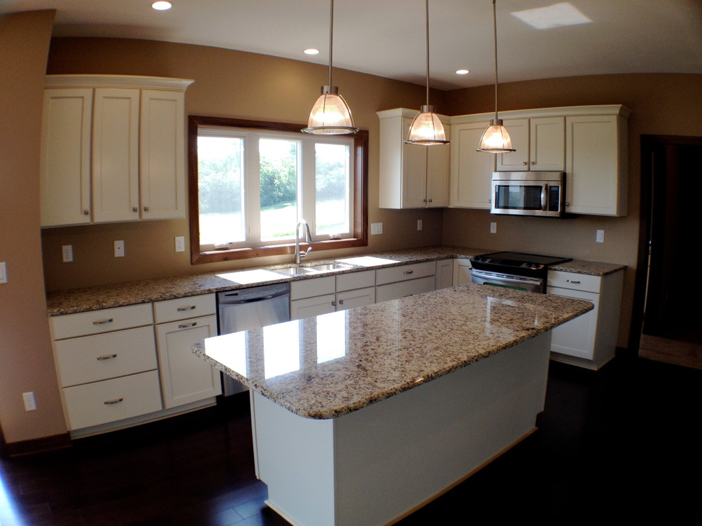 The Village Model - Traditional - Kitchen - Minneapolis - by R. Fleming ...