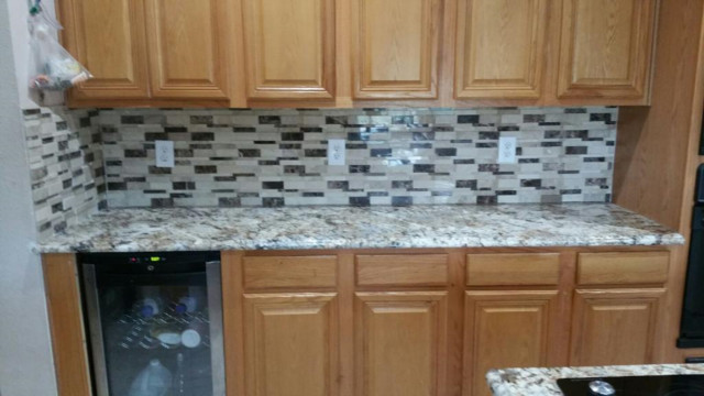 Tiger Granite Countertops - Beach Style - Kitchen - Dallas - by Acue ...