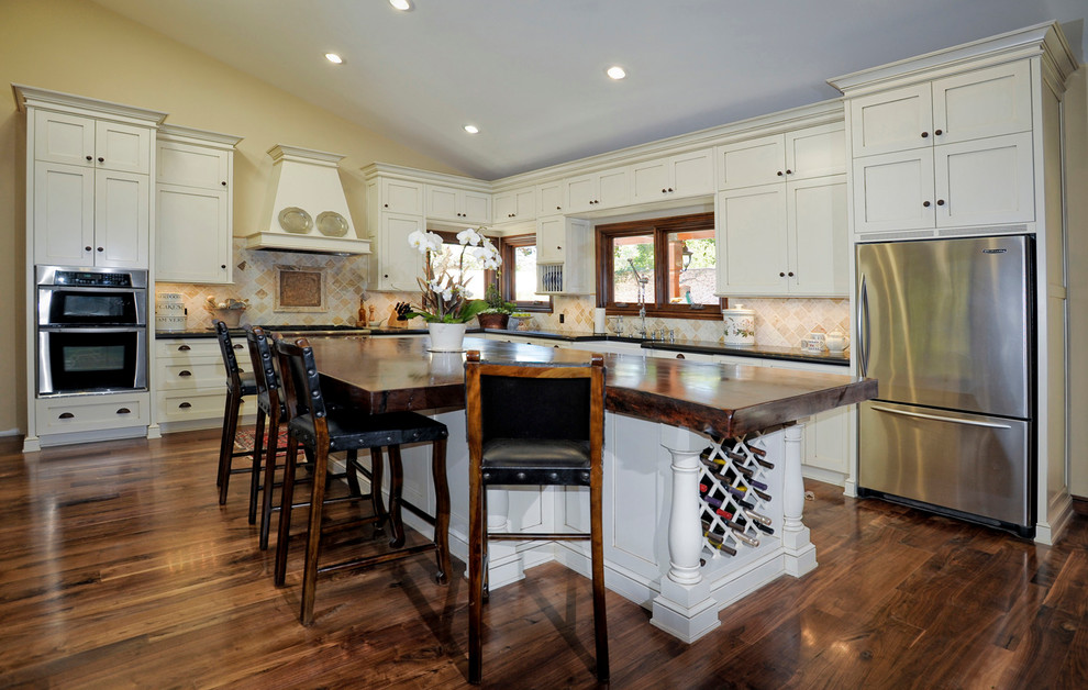 Timeless Traditional - Traditional - Kitchen - Los Angeles - by User ...