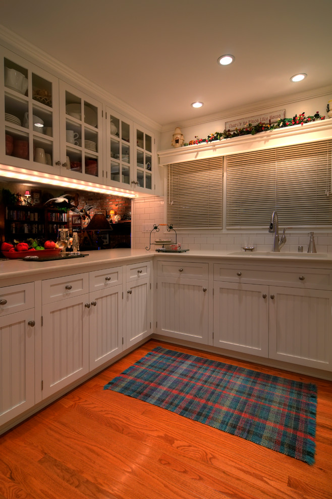 Tiny Kitchen - Traditional - Kitchen - Seattle - by Hanson Carlen ...