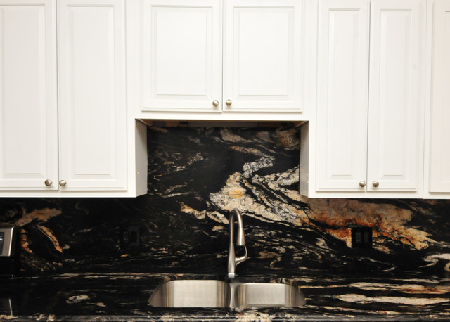 Titanium Granite Kitchen - Classique - Cuisine - St. Louis - par Titan ...