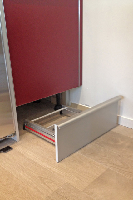 Toe kick step ladder - Contemporáneo - Cocina - Hawái - de User | Houzz