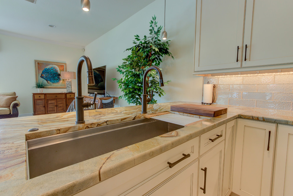 Tommy Bahama Kitchen - Traditional - Kitchen - Other - by Cabinet ...