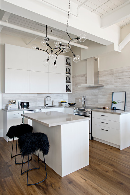 Downtown Loft - Contemporain - Cuisine - Raleigh - par CO Interiors | Houzz