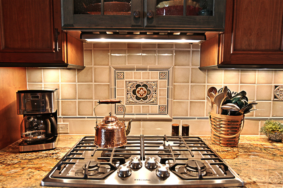 Traditional Charm - Traditional - Kitchen - Grand Rapids - by Kitchen ...