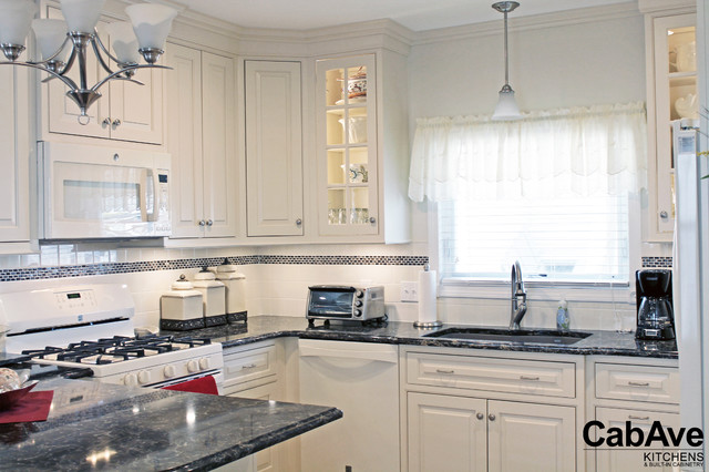 Eggshell Kitchen