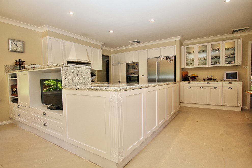 Traditional Elegant Sydney Kitchen - Traditional - Kitchen - Auckland ...