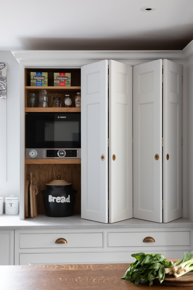 Traditional Hand Painted Framed Kitchen - Farmhouse - Kitchen - Surrey ...