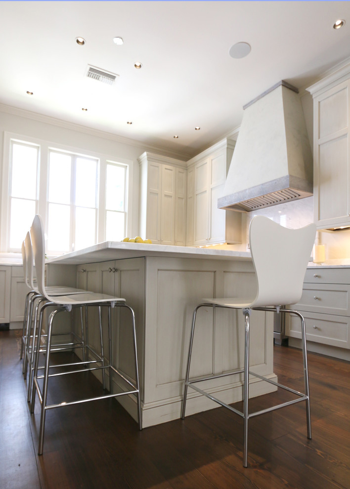 Traditional Kitchen Design with Island Seating and Double Wolf Range ...
