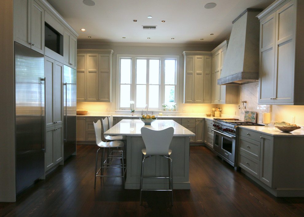 Traditional Kitchen Design with Island Seating and Double Wolf Range ...