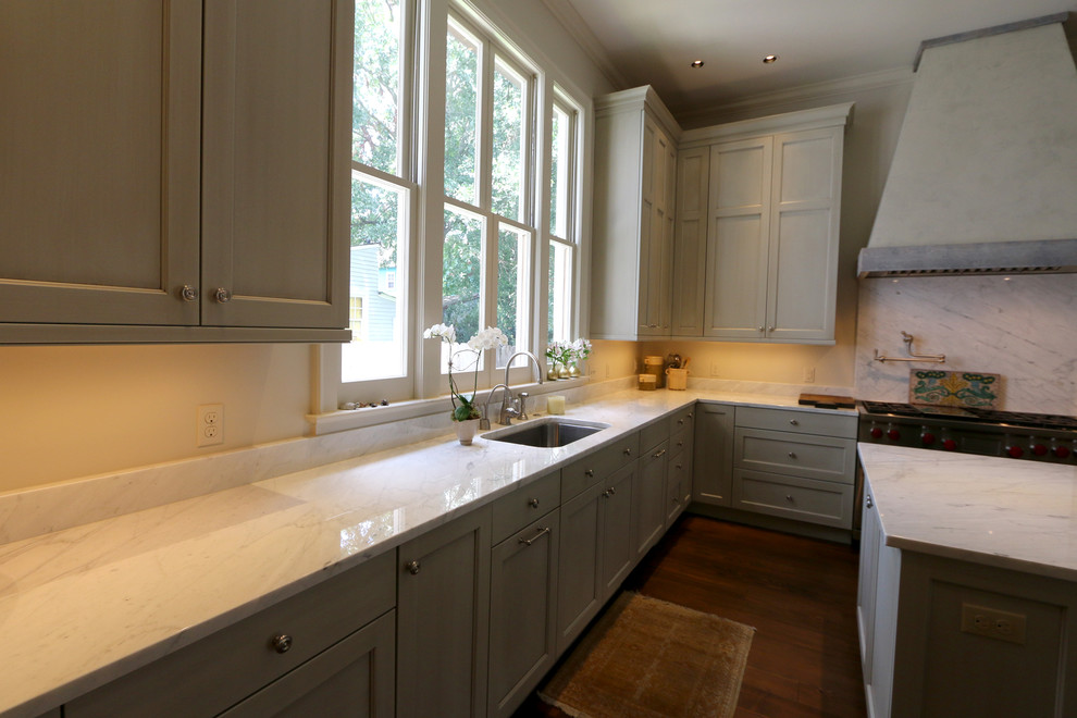 Traditional Kitchen Design with Island Seating and Double Wolf Range ...