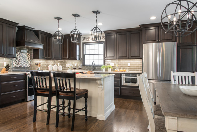 Traditional Kitchen in O'Fallon - Classique - Cuisine - St. Louis - par ...