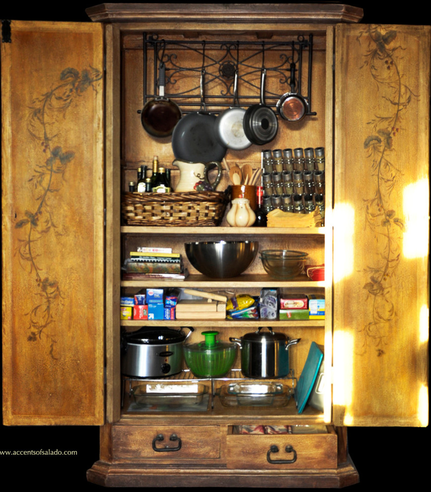 Traditional Kitchen Pantry Ideas - Traditional - Kitchen - Austin - by ...