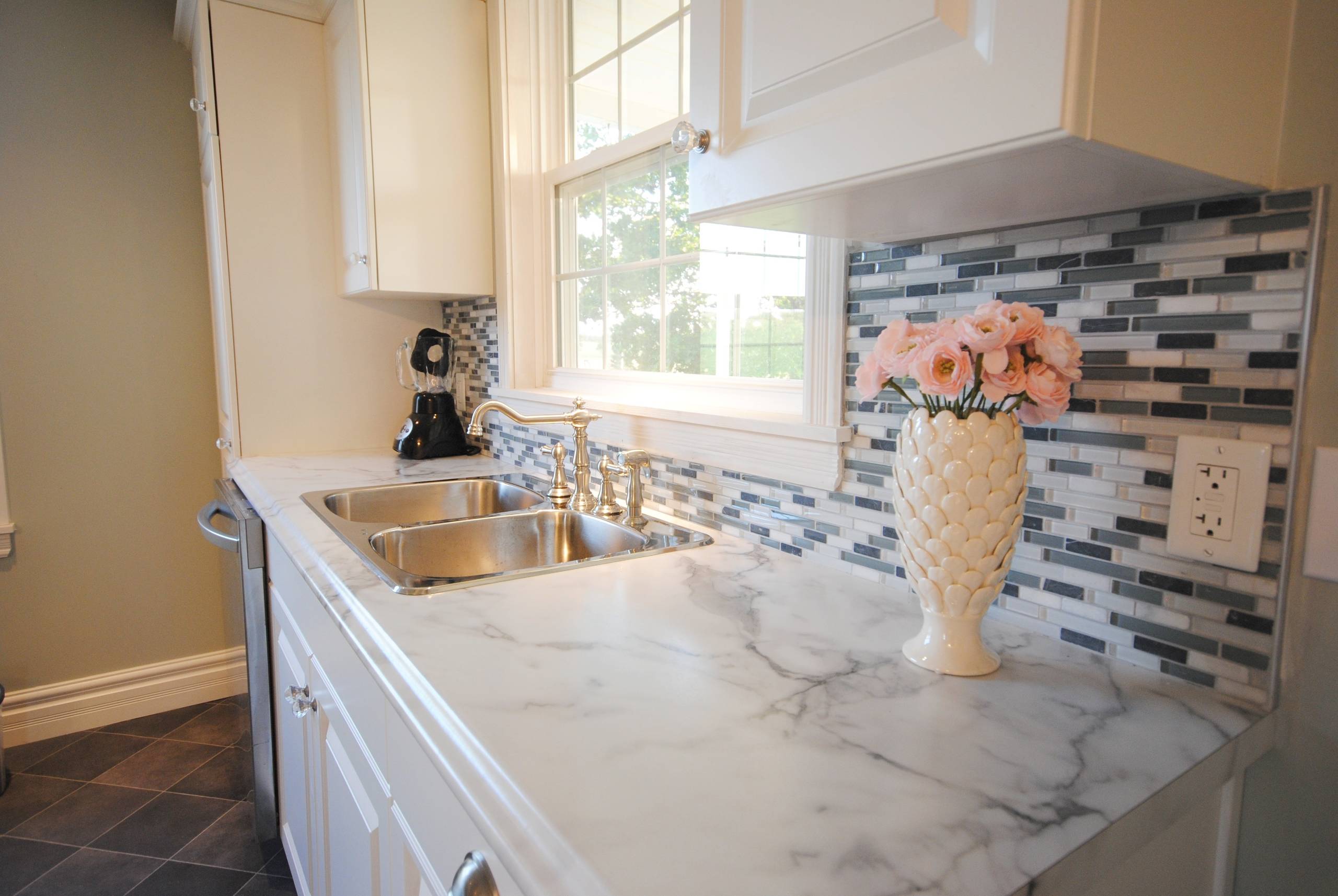 Calcutta Marble Laminate