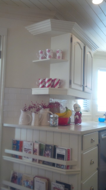 Traditional Oak Kitchen Transformation - Classique - Cuisine - Calgary ...