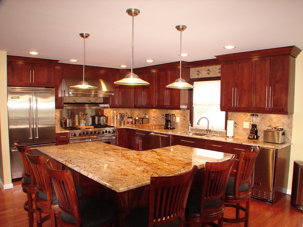 Traditional Open Concept Kitchen - Traditional - Kitchen - New York ...