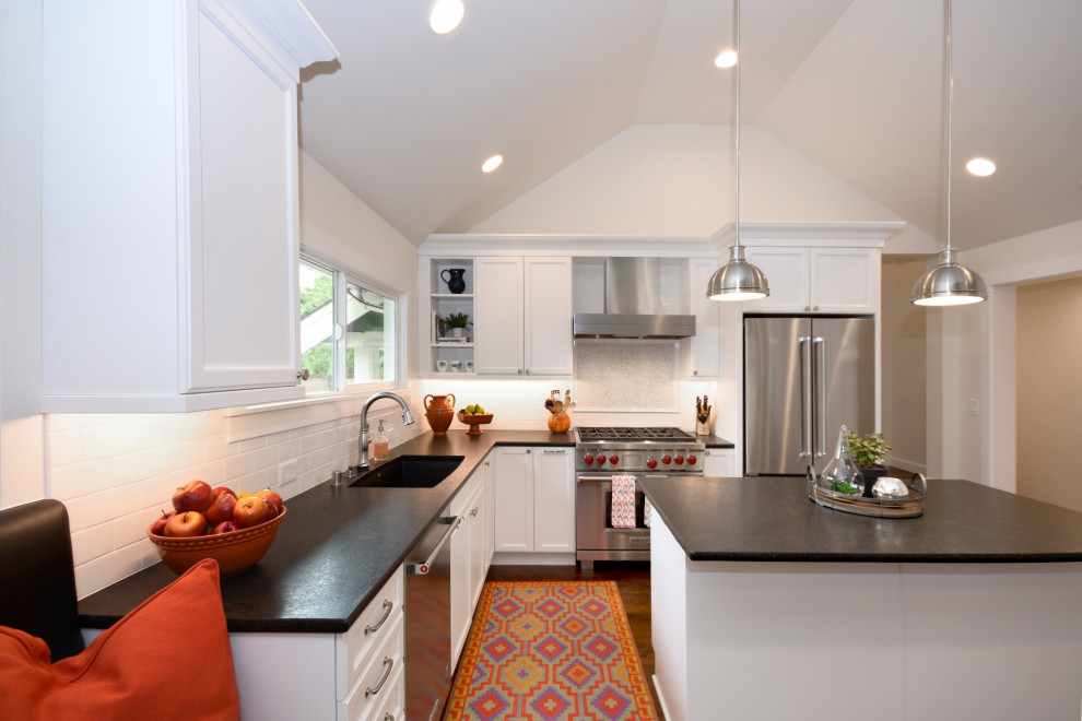 Traditional Open Plan - Traditional - Kitchen - Seattle - by Candace ...