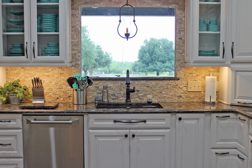 Traditional Ranch Kitchen Remodel - Rustic - Kitchen - Austin - by ...