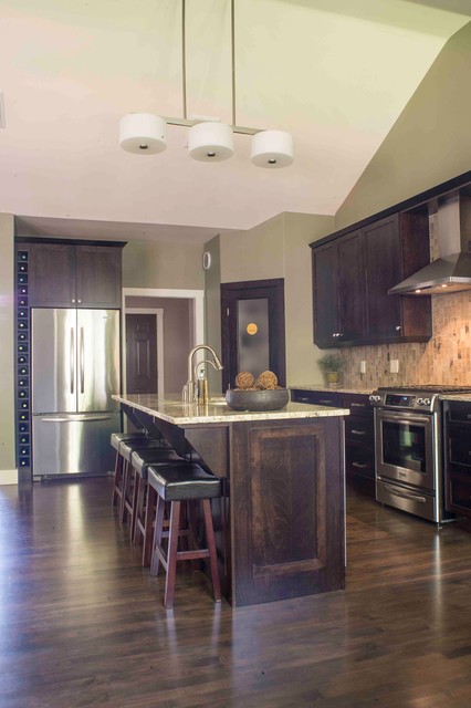 Traditional stained wood shaker style cabinetry - Traditional - Kitchen ...