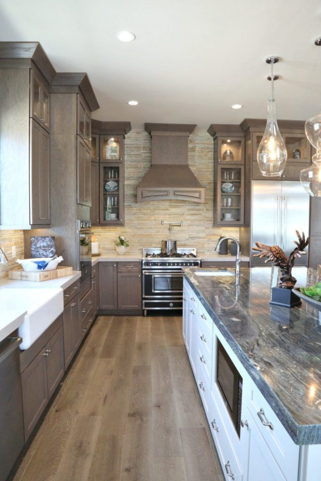 Traditional Style Kitchen Inspiration - Traditional - Kitchen ...