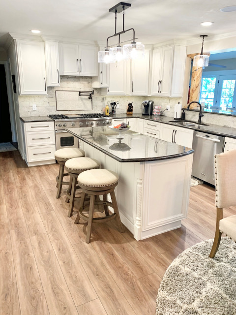 Traditional Style Kitchen Remodel With Ivory Painted Cabinets and Dark ...