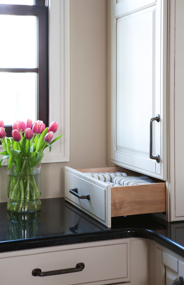 Traditional Twist Kitchen - Traditional - Kitchen - Other - by Kitchen ...