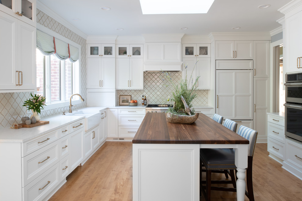 Traditional Warm and Bright Kitchen - Traditional - Kitchen ...