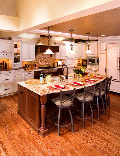 Traditional with a taste of Italy Kitchen in Lakewood - Traditional ...
